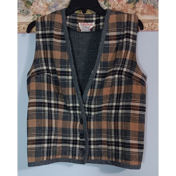 Bobbie Brooks | Tops | Bobbie Brooks Calgary Medium Vintage Plaid Knit ...